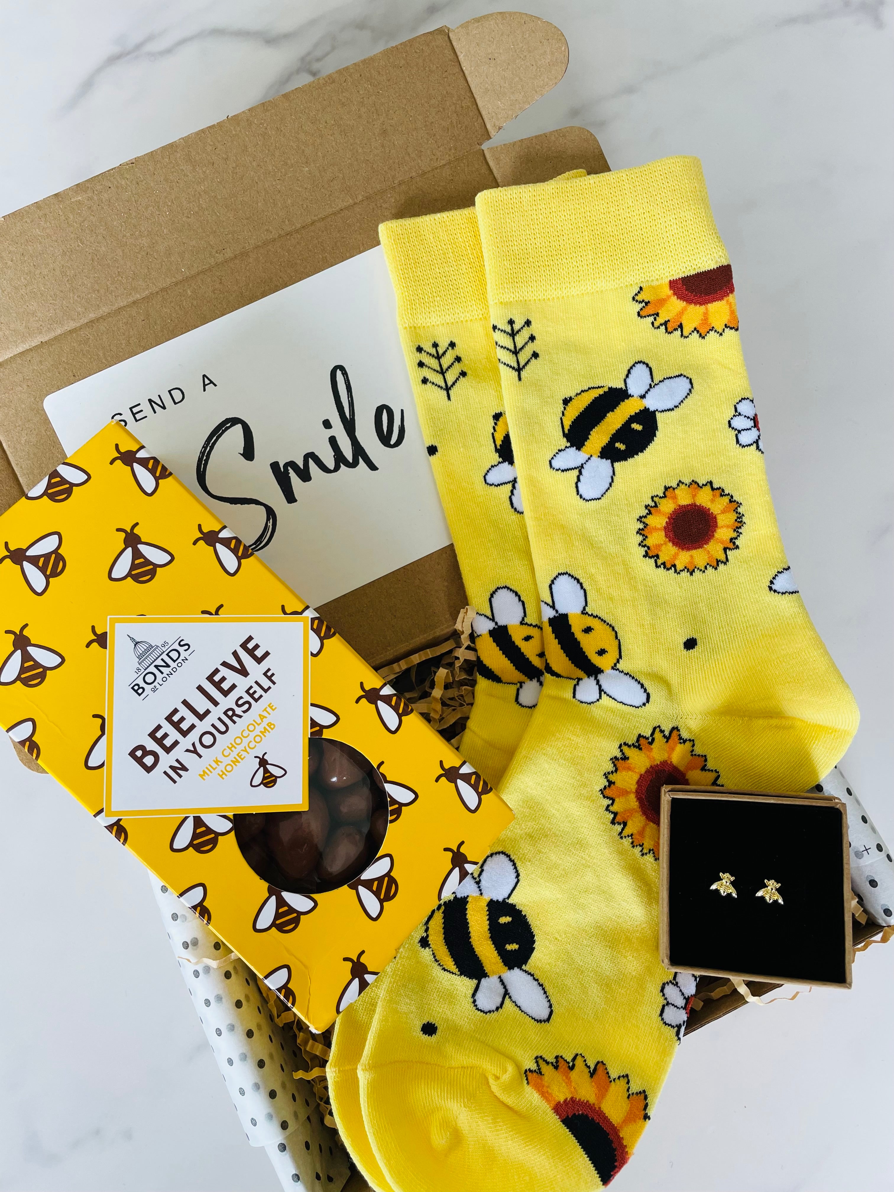 Bee Gift Box – SEND A SMILE