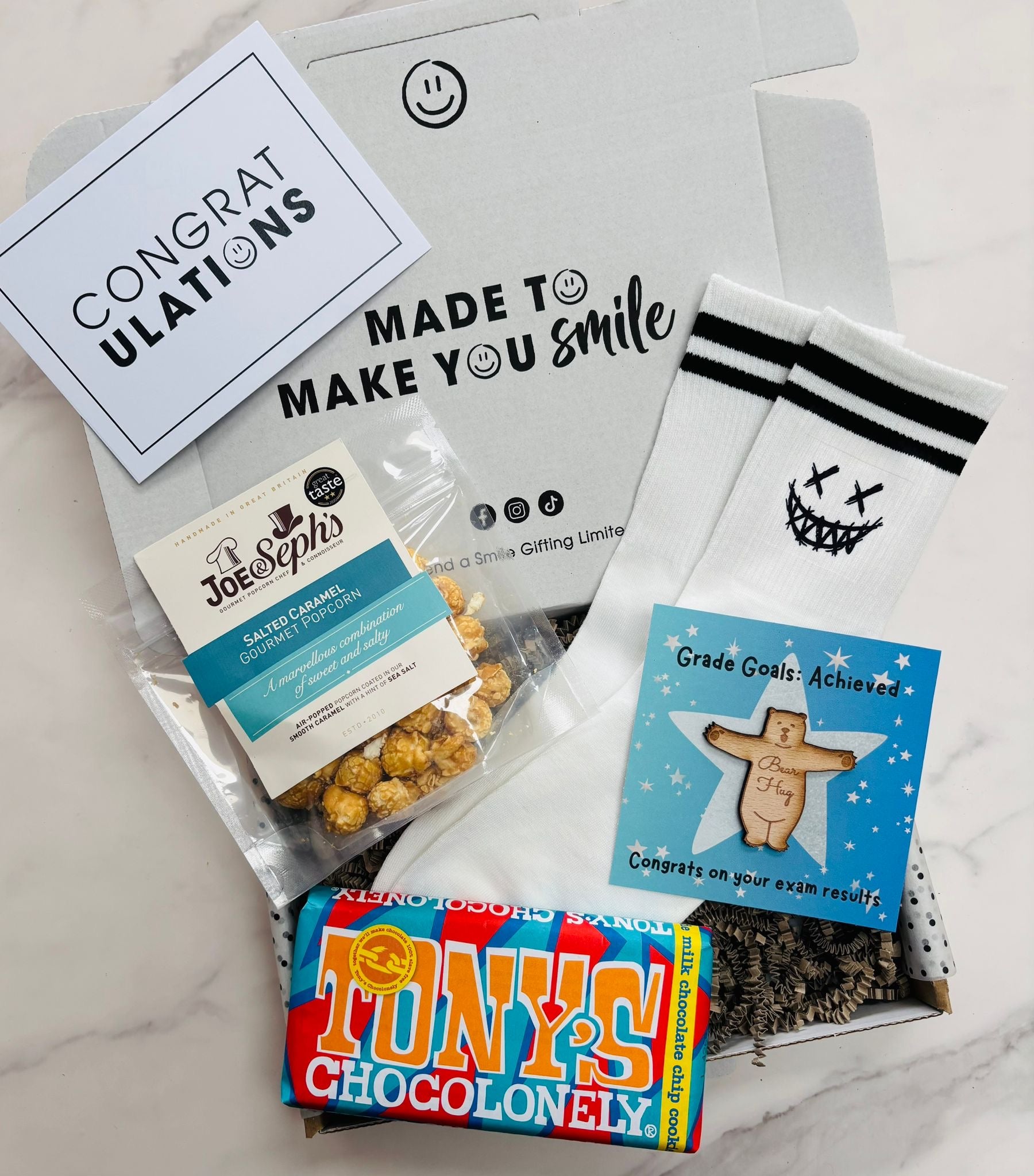 Congratulations You Smashed It Gift Box | SEND A SMILE